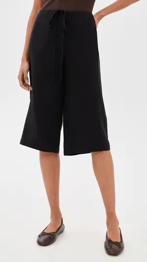 With Jéan Arden Capri Pants - Black