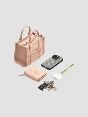 MARC JACOBS X A.P.C. Marc Jacobs X A. P.c. The A. P.c. X Marc Jacobs Small Leather Tote Bag