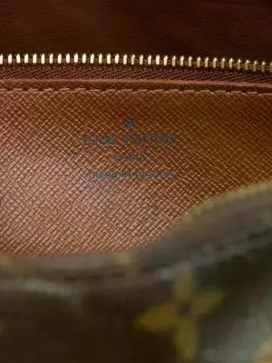 LOUIS VUITTON 2000-2026 Monogram Trocadero 27 Crossbody Bag