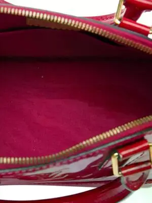LOUIS VUITTON 2013 Monogram Vernis Alma Bb Satchel - Red
