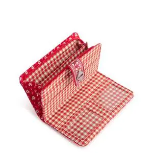VERA BRADLEY Turnlock Wallet In Beary Ditsy