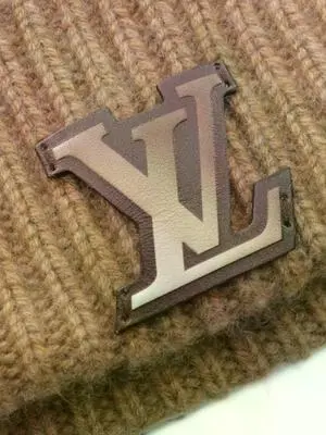 LOUIS VUITTON 2020 Ahead Logo-motif Beanie Hat