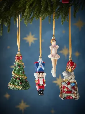 KOMOZJA Nutcracker 4-piece Ornat Collection - One-color