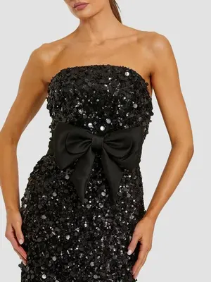Mac Duggal Bandeau Sequined Column Gown