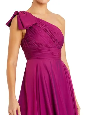 Mac Duggal Ieena 1 Bow-detailed Satin A-line Gown