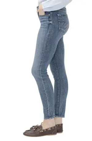 SILVER JEANS CO. Elyse Curvy Mid Rise Skinny Jeans