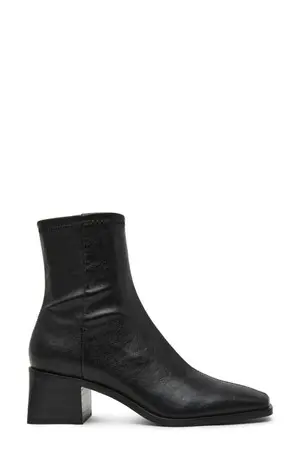Steve Madden Eralyn Block Heel Bootie