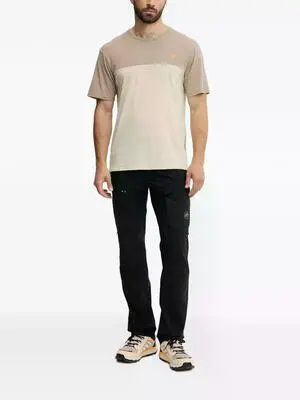 PEAK PERFORMANCE Trail Colour-block Logo-print T-shirt
