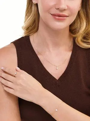 DEVATA Clover Lab Grown Diamond Chain Bracelet