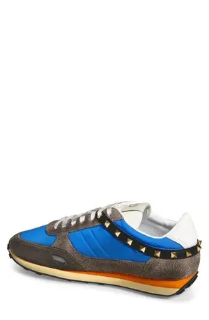 Valentino Garavani Stud Up Sneaker