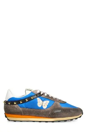Valentino Garavani Stud Up Sneaker
