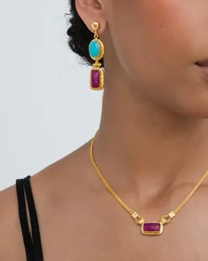 OTTOMAN HANDS Chain Necklace - Ruby