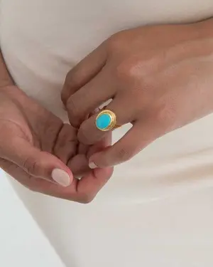 OTTOMAN HANDS Cocktail Ring