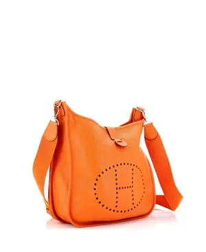 Hermès Gm Evelyne Bag Gen Iii Clemence - Orange