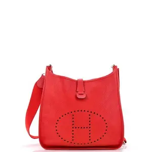Hermès Evelyne Bag Gen Iii Clemence Gm - Red