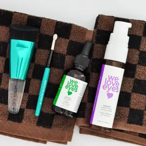 WE LOVE EYES Dry Eye & Brittle Lash Cleansing Ritual - None