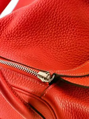 Hermès Lindy Bag Clemence 30 Shoulder Bag - Red