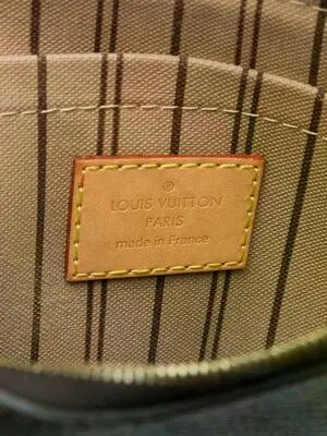 LOUIS VUITTON 1990-2020 Monogram Neverfull Mm Pouch