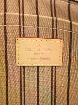 LOUIS VUITTON 2015 Monogram Neverfull Mm Pouch