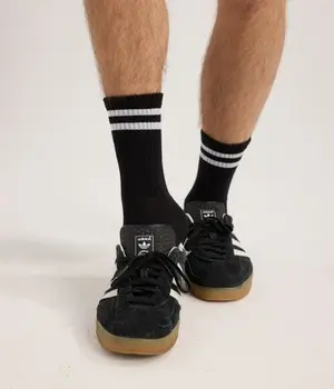 KNOWN SUPPLY Socks - Black/white