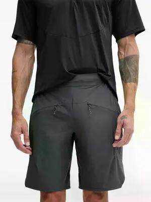 MAMMUT X Hiking Patrol Logo-patch Zip-pocket Shorts