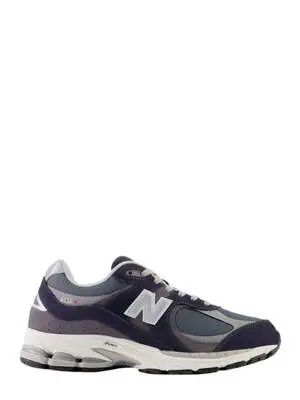 NEW BALANCE 2002r Running Sneakers