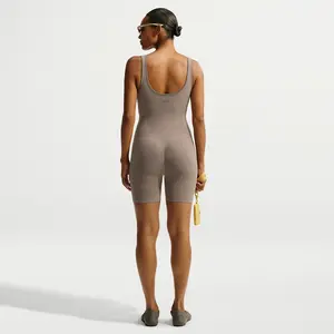 Nike Skims Ribbed Seamless Scoop-neck 5" Bodysuit