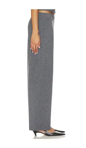 LISA YANG Wrenda Trousers In Grey