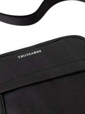 TRUSSARDI Medium Logo-print Pebbled Messenger Bag