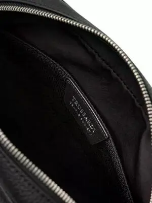 TRUSSARDI Medium Logo-print Pebbled Messenger Bag