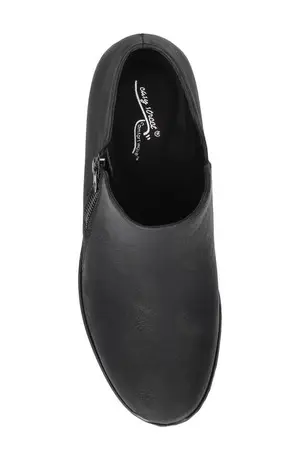 EASY WORKS BY EASY STREET Arbor Faux Leather Ankle Bootie - Black Matte