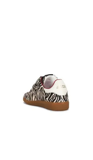 Isabel Marant Étoile Beth Sneaker In Black & White