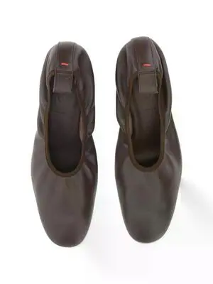 AeydĒ Gemma Leather Pumps