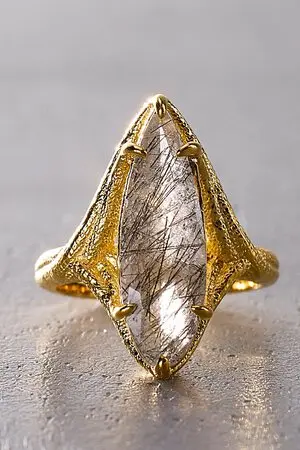 AWE INSPIRED Raven Talon Ring