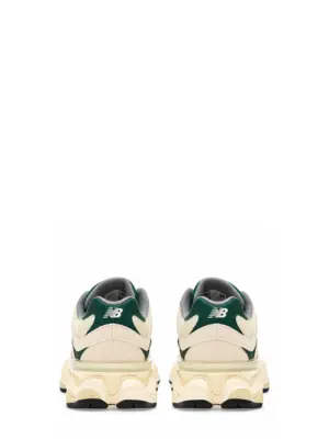 NEW BALANCE 9060 Sneakers - Green