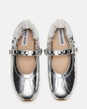 Steve Madden Anaya Leather Studs Ballet Flats