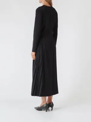 MEIMEIJ Pleated Viscose A-line Midi Dress With V-neck