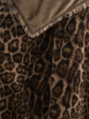 LYLA GRANT Print Faux Mink Throw