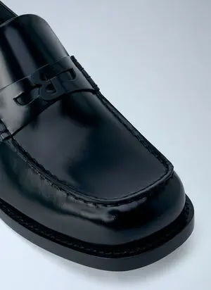 Balenciaga Comfy Leather Loafers