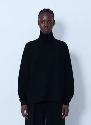THE ROW Kelta Turtleneck Top - Black