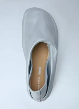 CAMPER X ISSEY MIYAKE Peu Form Slip Ons