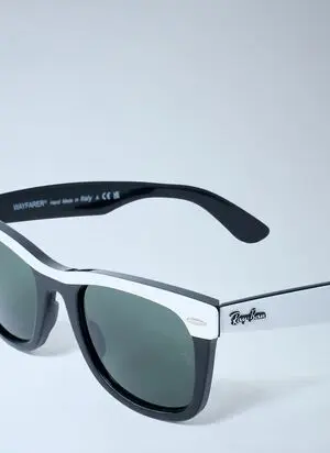 Ray-ban Wayfarer Sunglasses