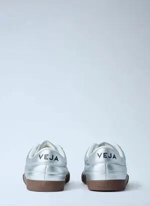 VEJA Panenka Sneakers