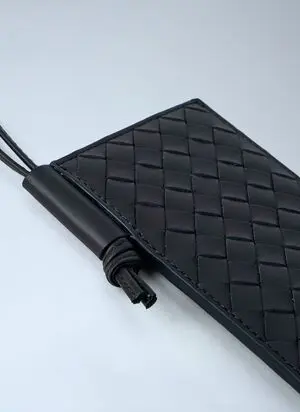 Bottega Veneta Intrecciato Piccolo Badge Holder - Brown