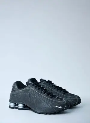 Nike Shox R4 Qs Sneakers - Grey