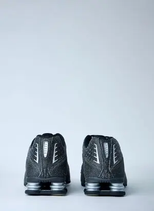 Nike Shox R4 Qs Sneakers - Grey