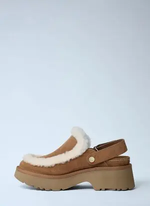 UGG Esmee Platform Clogs - Camel