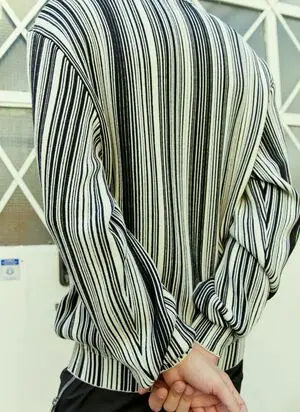 VTMNTS Glitched Knitted Sweater