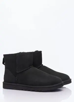UGG Classic Mini Boots - Black