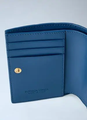 Bottega Veneta Intrecciato Small Bi-fold Wallet
